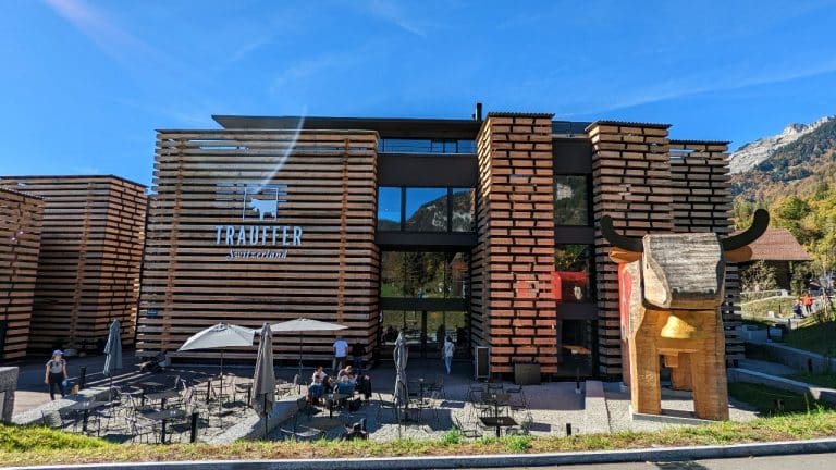 Trauffer Hotel and Trauffer Erlebniswelt (world of experience) | Hike&Dine